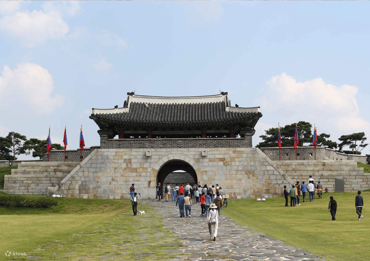 Hassle-Free Suwon Day Tour - History & Culture in Comfort - Klook ...